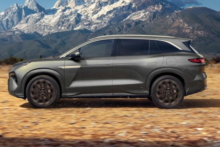 BYD marca data para lançamento oficial do SUV Atto 8 no Brasil